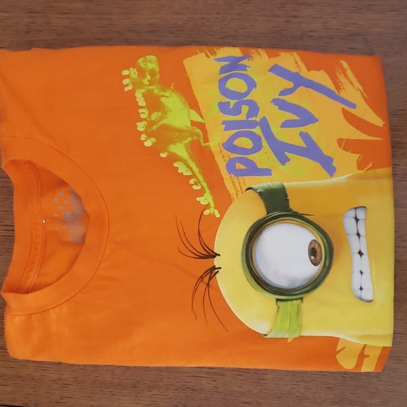 Universal | Tops | Minion Poison Ivy Tshirt Women M | Poshmark